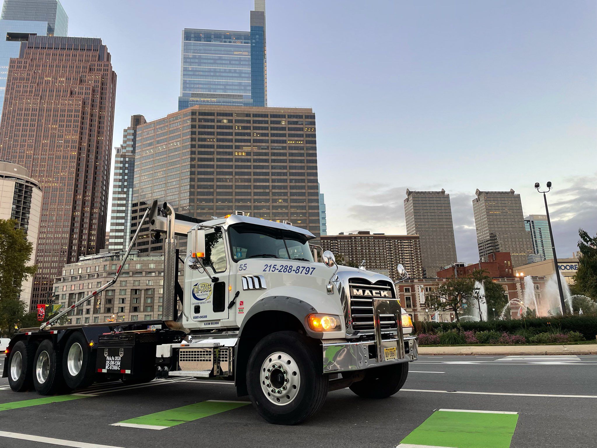 Mack® mRIDE™ Suspension Paired with Mack Axles Delivers Weight Savings ...