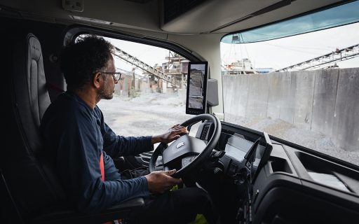 Volvo Trucks Driver Support Systems | Volvo Trucks