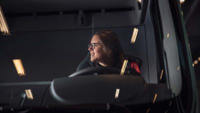 Volvo FL cab interior | Volvo Trucks